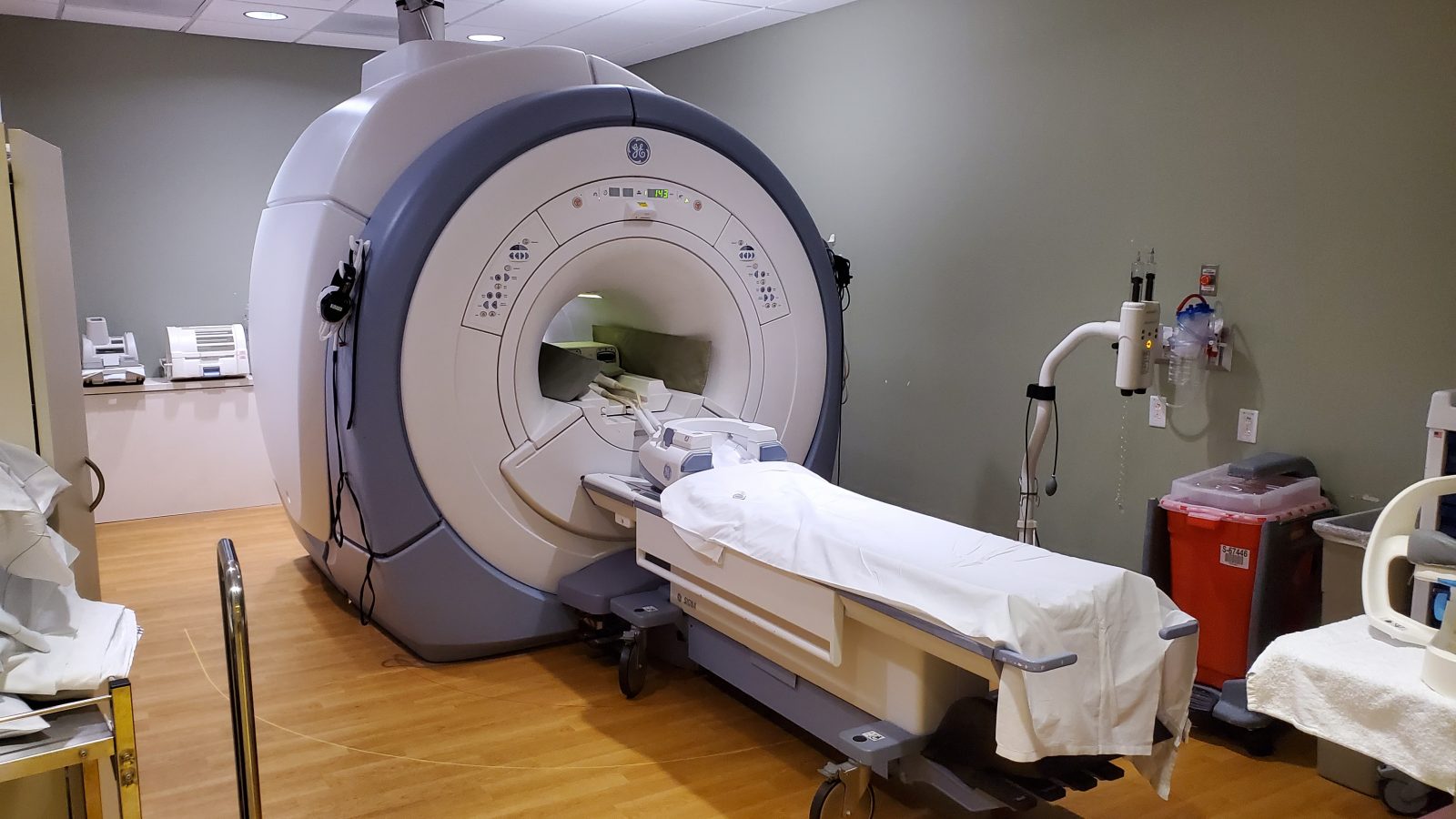 2008 1.5T 16Ch GE Echospeed 23x HDx MRI | Lucid Equipment